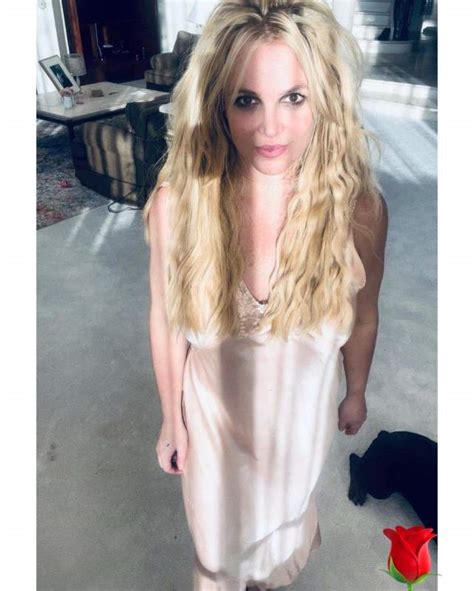 Britney Shares Nightgown Photo Dump On Instagram Britney Spears
