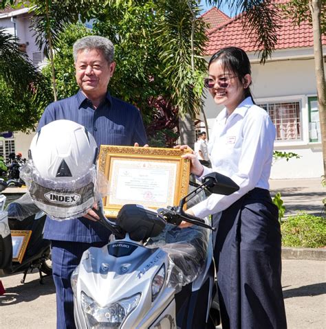 ឧបនាយករដ្ឋមន្ត្រី សាយ សំអាល់ ជួបសំណេះសំណាល