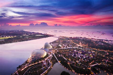 14 200 Fotos Bilder Und Lizenzfreie Bilder Zu Singapur Von Oben Istock