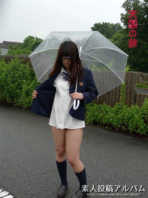 パイパン娘の全裸歩行です aja 素人投稿アルバム
