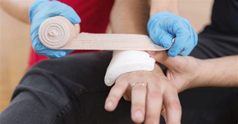 Scqf Level 6 In First Aid At Work Active Stirling