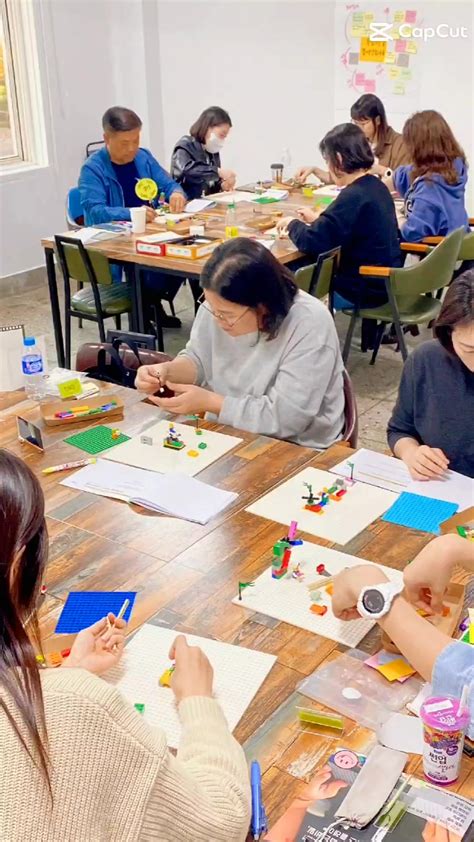 Tlp 교육디자인에서 제작한 ‘2023 나의 꿈 모험 지도를 활용해 인하대학교 1 2학년 학생들과 2023년 목표를 설정하고 구체적인 실천 계획과 액션을 정하는 활동을