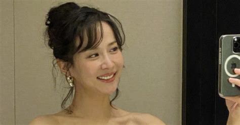 조여정 순백 드레스 자태…과감한 어깨라인[★핫픽]