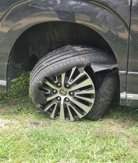 Nang ဒီနေ့ ခရီးသွားတာ ထူးခြားတာလေးတစ်ခုကြုံရတယ် စိတ်ကထင်တာလား အရမ်းတိုက်ဆိုင်လွန်းတာလားတော့