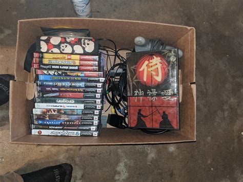 My Girlfriends Mom Gave Me This Box For Helping Her Move Rps2