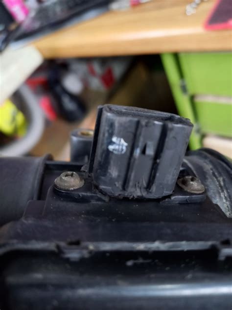 5. ДМРВ и Воздушные патрубки — Mazda 323 V, 1,5 л, 1996 года | своими ...