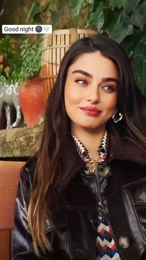 Pin By Terenia Ilkiw On Aýça Aysin Turan Beautiful Haircuts Turkish Beauty Beauty