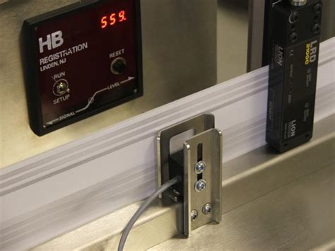 Label Counting Machine