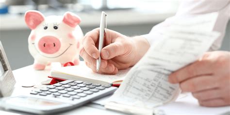 How To Improve Cash Flow Management With Effective Bookkeeping