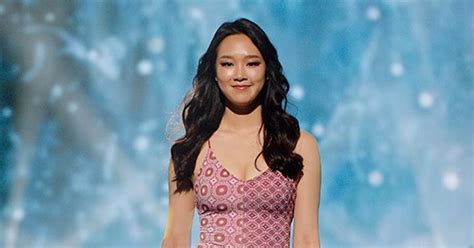 [t포토] 문다현 가녀린 각선미