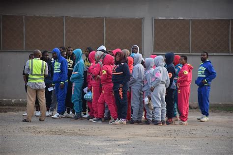 More Than 25 000 Nigerians Held In Slave And Sex Camps Libya Thecable