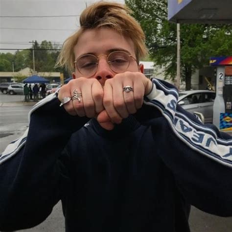 Convolk Im Doing Fine Thanks Lyrics Genius Lyrics