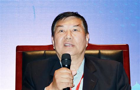 创新驱动高端智能绿色工程机械主题论坛在西安成功举办