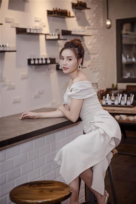 Ninh D Ng Lan Ng C Khoe Bi T Th M T Ti N Sang Ch Nh Sao