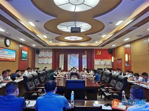 道县召开疫苗接种和疫情防控工作调度会全县