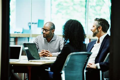 How Boards Can Manage Integrity Risks In Mandas And Investments Ey Singapore