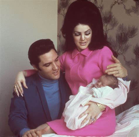 The Heartbreaking Way Elvis Presleys Daughter Reacted To His Death