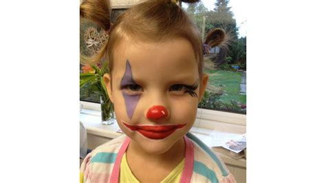 Pretty Clown Face Paint