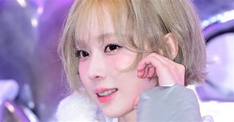 [사진]에스파 윈터 깜찍 볼하트