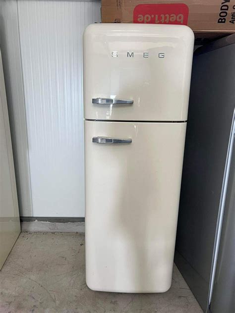 Ретро хладилник Smeg кк Слънчев бряг • Olxbg