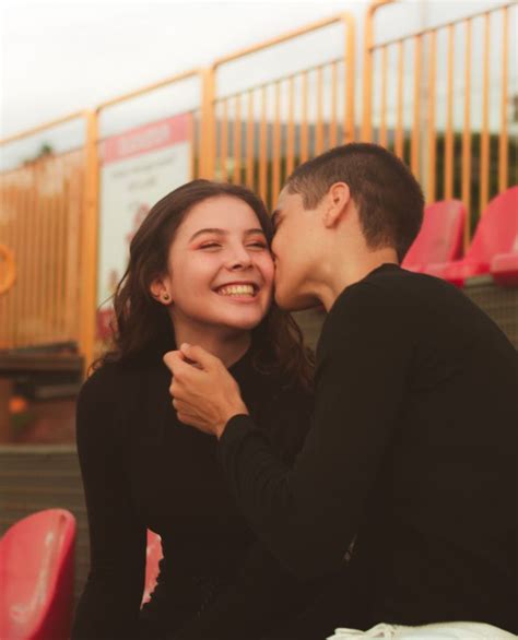 Что отвечать на фразу «Привет как дела Pure App