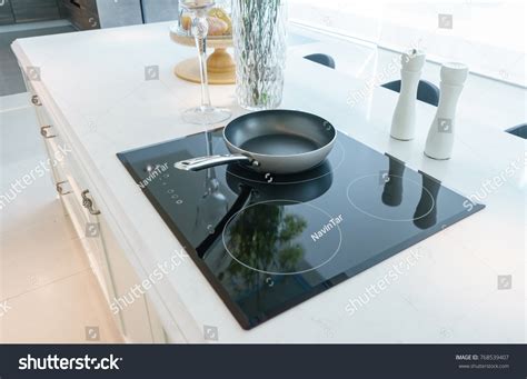 27958 유도원 이미지 스톡 사진 및 벡터 Shutterstock