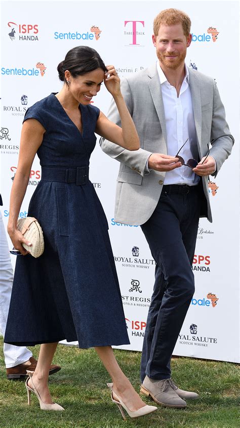Baiser Gestes Et Regards Tendres Le Prince Harry Et Meghan Markle