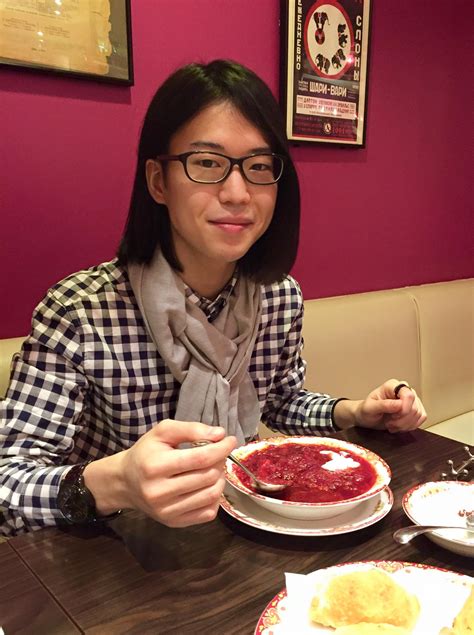 昨日の取材場所は吉祥寺にあるロシア料理店「カフェロシア」にて。 反田恭平 Kyohei Sorita