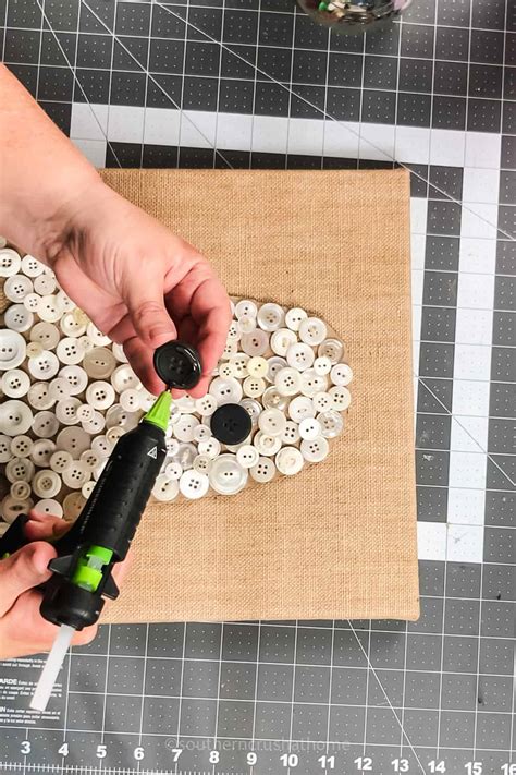 Super Cute Halloween Ghost Using Buttons Southern Crush At Home