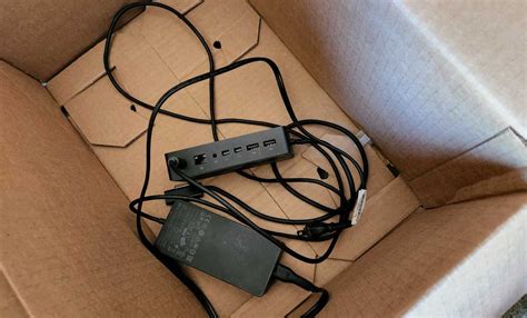 Microsofts New Surface Thunderbolt 4 Dock Ditches Tradition The Isnn