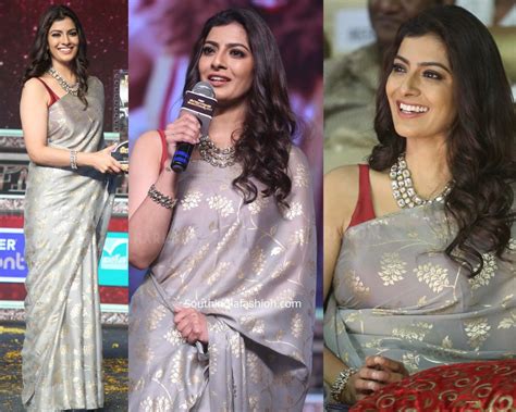 Varalaxmi Sarathkumar In A Grey Saree At Veera Simha Reddy Success