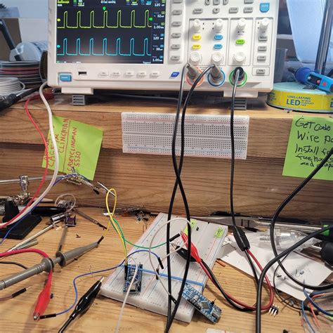 Strange Oscilloscope Reading On Nano General Electronics Arduino Forum