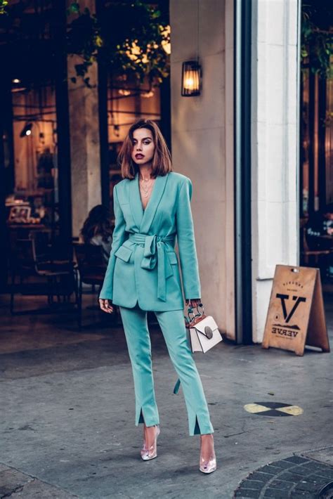Ensemble Veste Pantalon Pour Femme La Solution Vestimentaire Parfaite Fashion Blazer