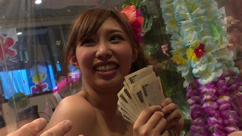 羞恥！彼氏連れ素人娘をマシンバイブでこっそり攻めまくれ！10 素人vsマシンバイブ 海辺のオシャレカフェに設置した特設スタジオから実況ナマ中継！ アダルト動画 ソクミル