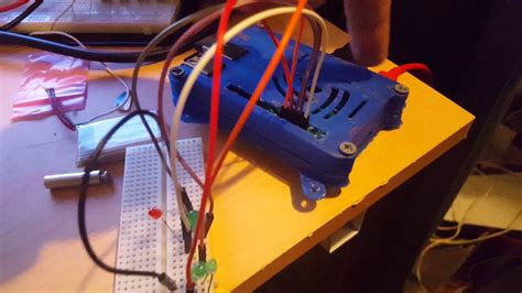 Simple Raspberry Pi Project For Beginners Youtube