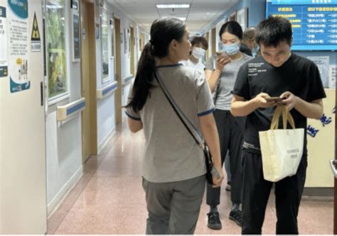 警惕，北京已接诊多例！症状类似感冒，致病诱因正处高峰花粉患者雷暴