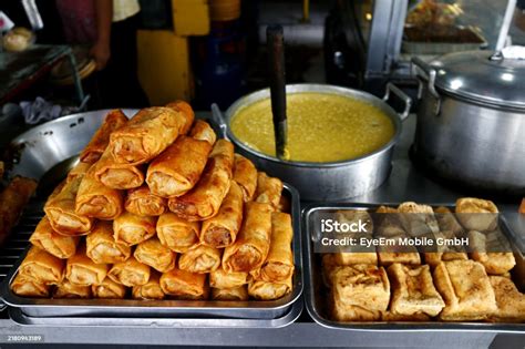 Filipino Food Called Fried Mung Bean Sprouts In Spring Roll Wrapper