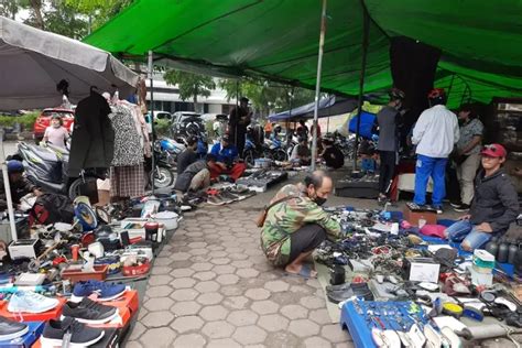 Pasar Loak Di Bandung Untuk Berburu Barang Bekas Yang Unik