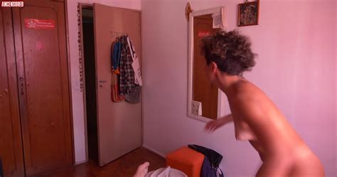 Descoberta Nude Pics Page