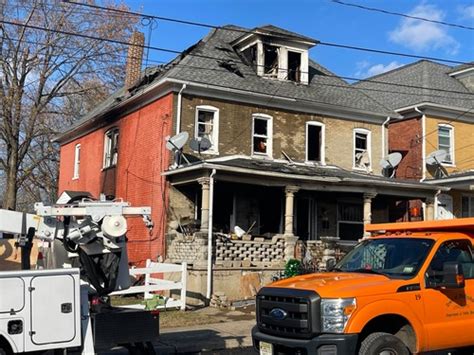 ‘extreme Hoarding Hinders Crews Injures Firefighter In Battling Of P