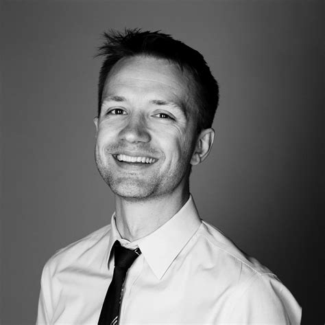 Michael Macrae • I Track