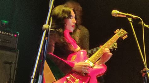 Crónica Rosalie Cunningham Barcelona Rockzone