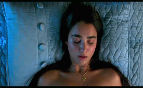 Geraldine Viswanathan Margaret Qualley Lesbian Breasts Scene In Drive Away Dolls Aznude