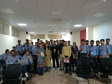 Linux Redhat Careerintech Vivekanandaglobaluniversity Techtalk… Grras Solutions P Ltd