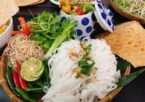 Học Nấu Mì Quảng Mở Quán Kinh Doanh ở Đà Nẵng