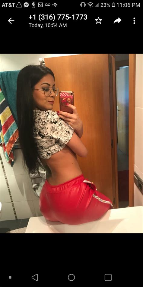 7 Hot Sexy Mulan Vuitton Bikini Pics