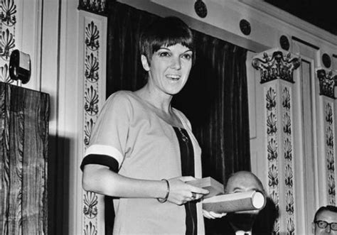 Morta Mary Quant La Stilista Che Inventò La Minigonna