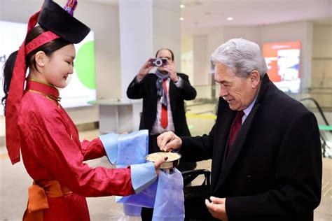 Шинэ Зеланд Улсын Шадар сайд бөгөөд Гадаад хэргийн сайдын айлчлал эхэллээ