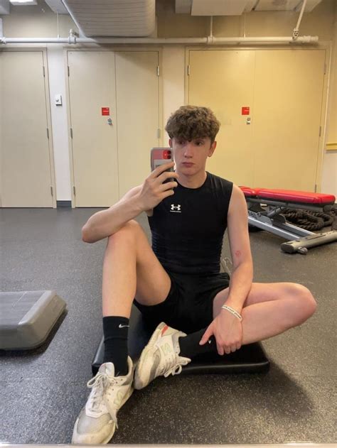 does anyone else hate the gym like me r cuteguys