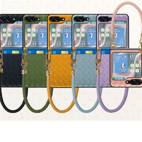 New Micell 뉴미셀 Z플립5 보스턴 카드수납 핸드 스트랩 케이스 C 2720000원 1개 기종 호환 6가지 색상